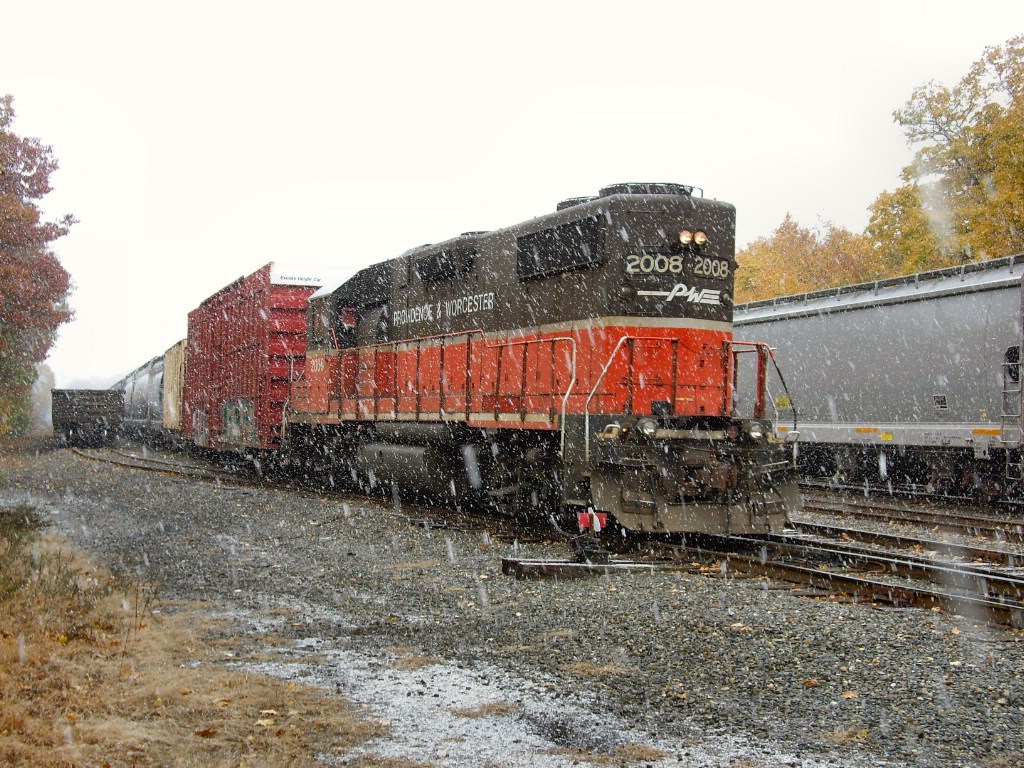 Upper Valley Falls Yard